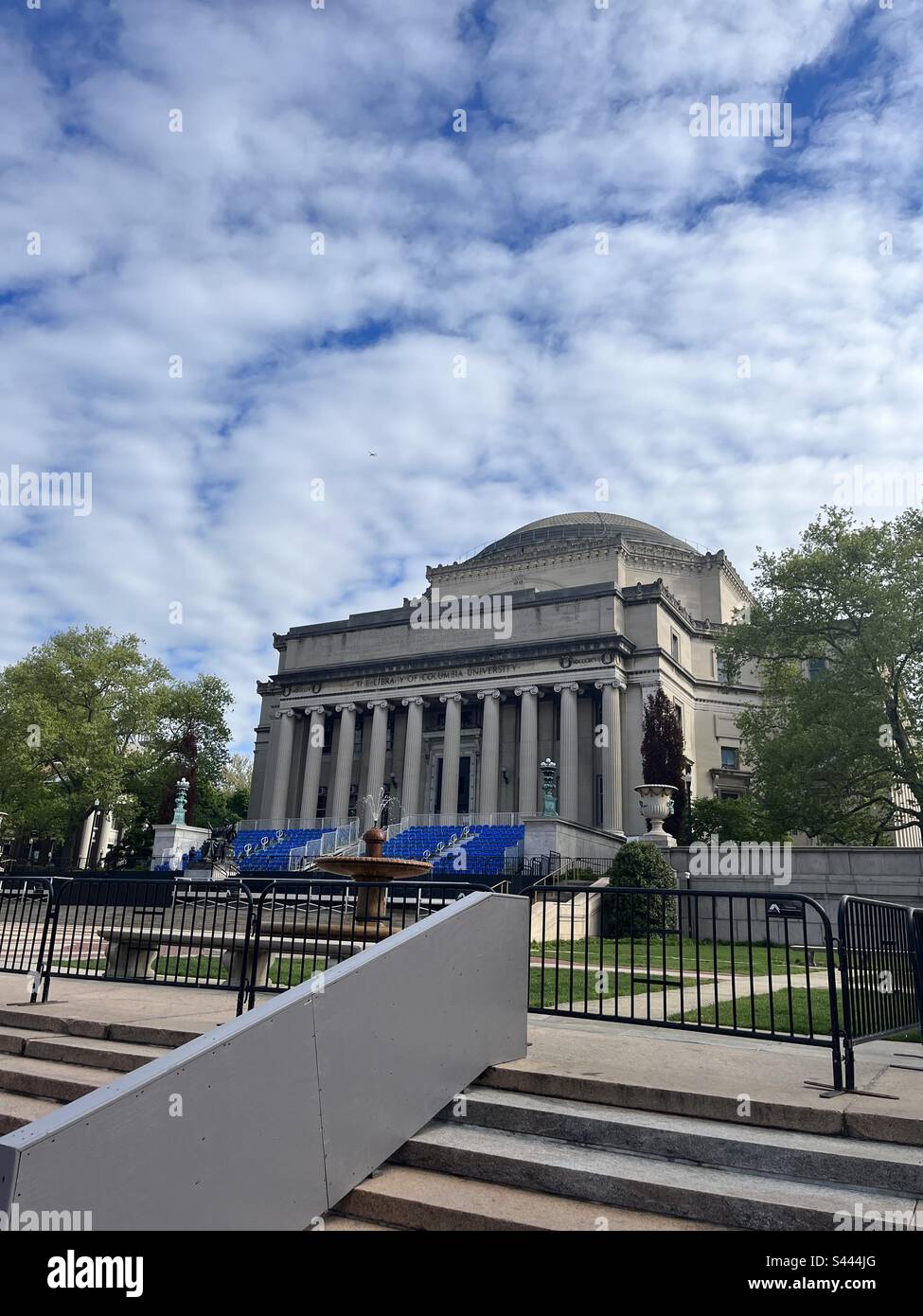 Columbia university graduation hi-res stock photography and images - Alamy