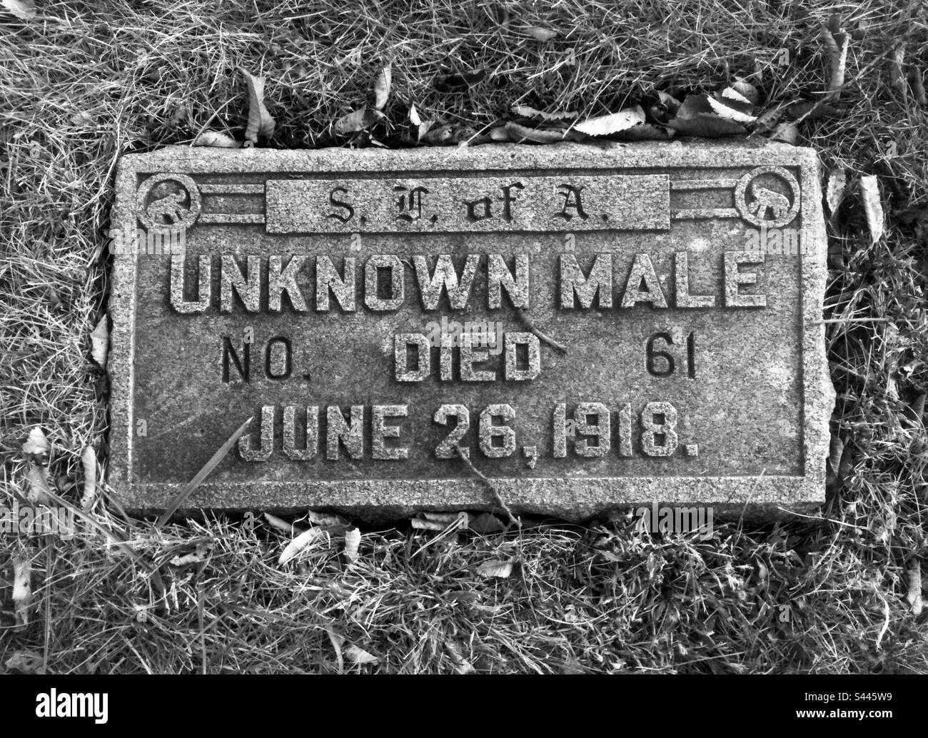 Male headstone Black and White Stock Photos & Images - Alamy