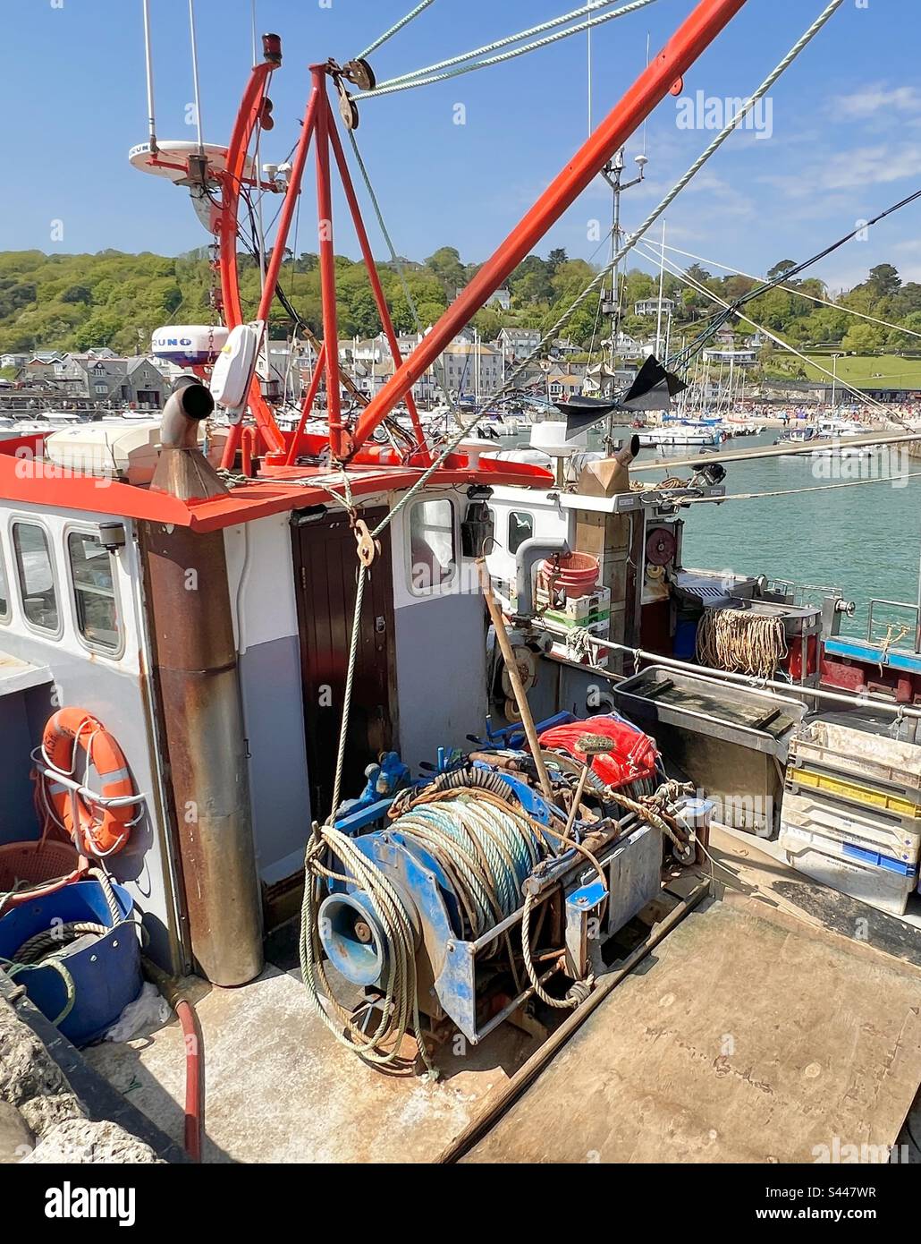 Rope and machinery hi-res stock photography and images - Alamy