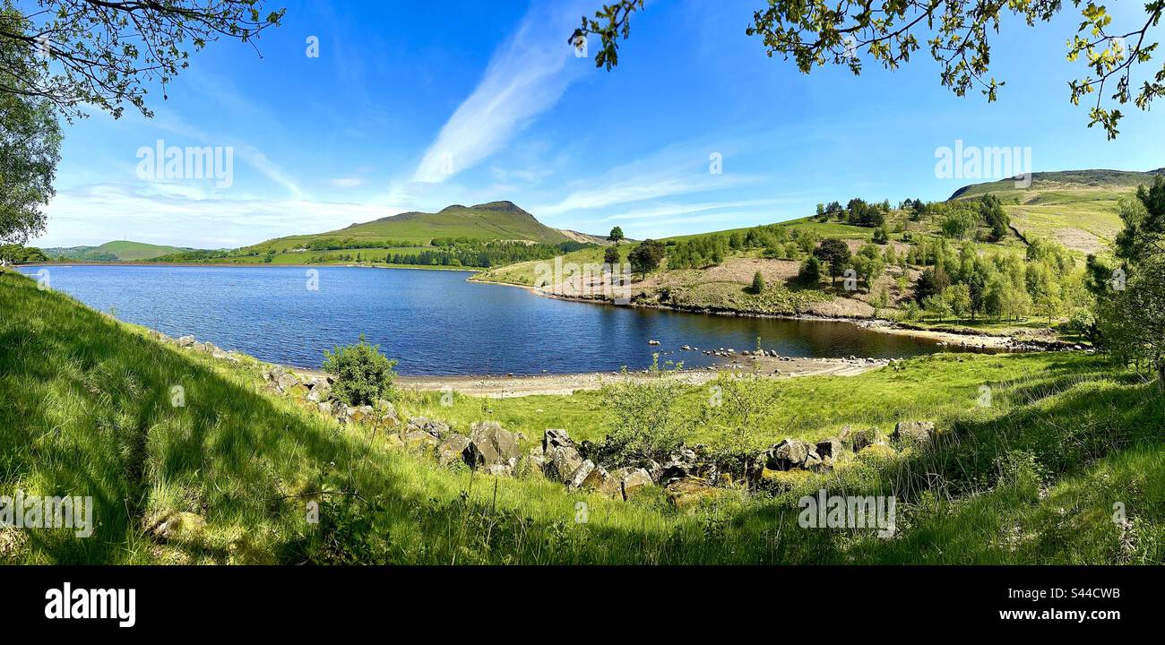 Dovestone reservoir hi-res stock photography and images - Alamy