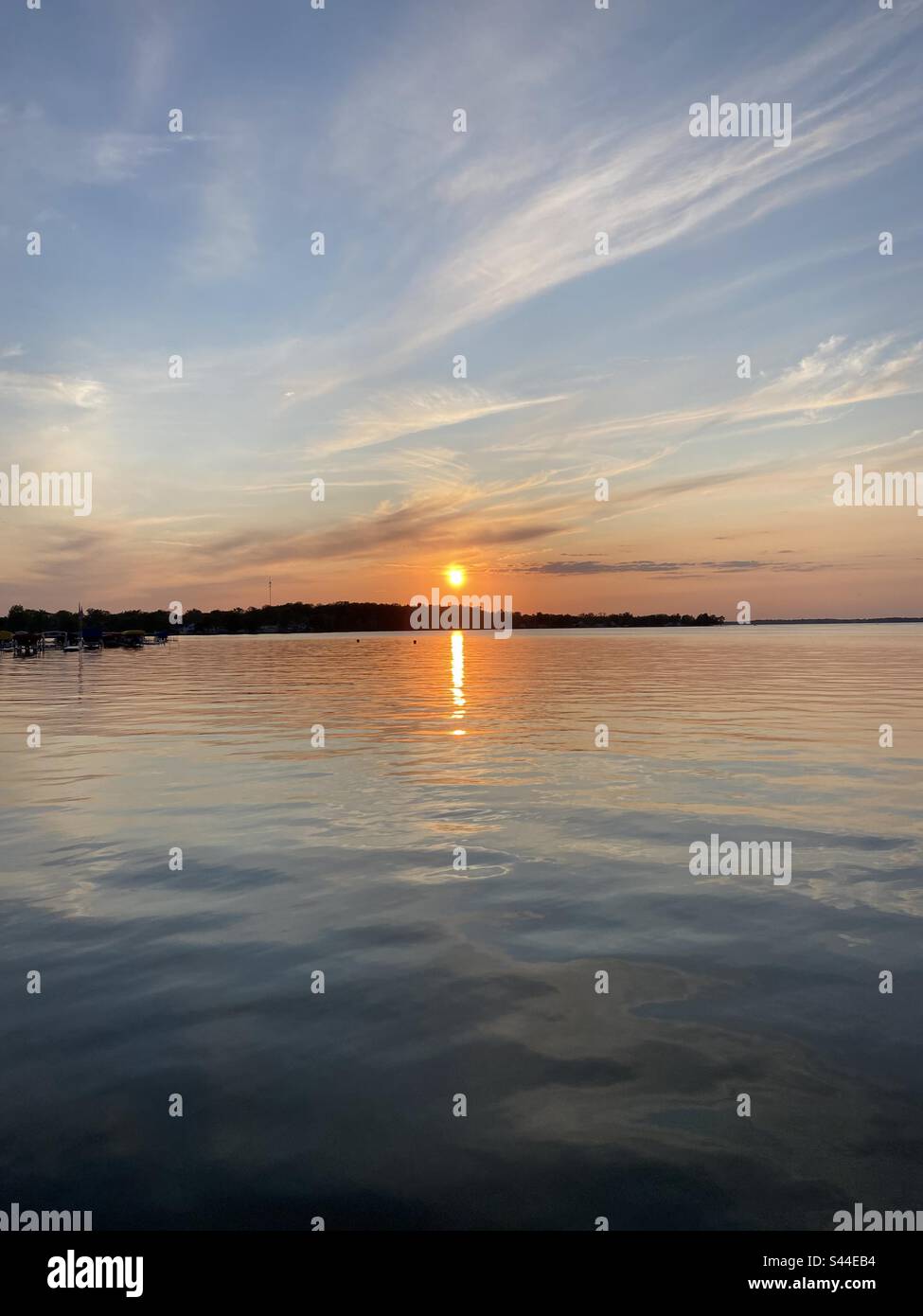 Wawasee lake hi-res stock photography and images - Alamy