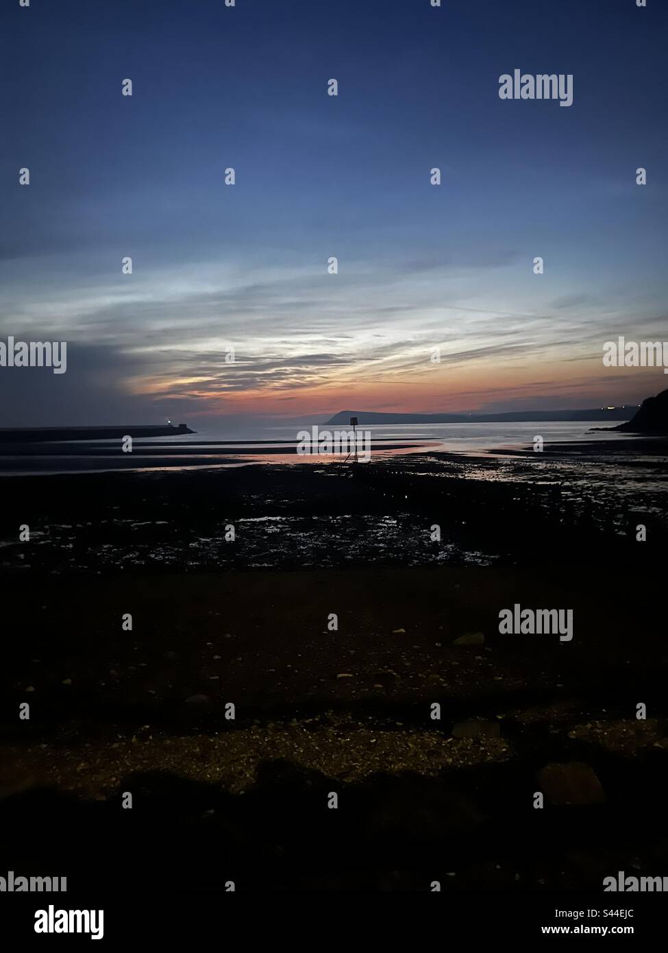 Goodwick beach hi-res stock photography and images - Alamy