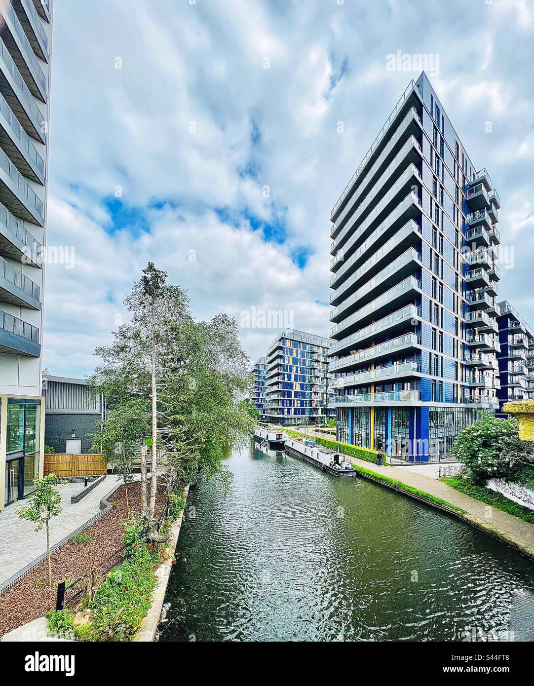 Alperton london london hi-res stock photography and images - Alamy