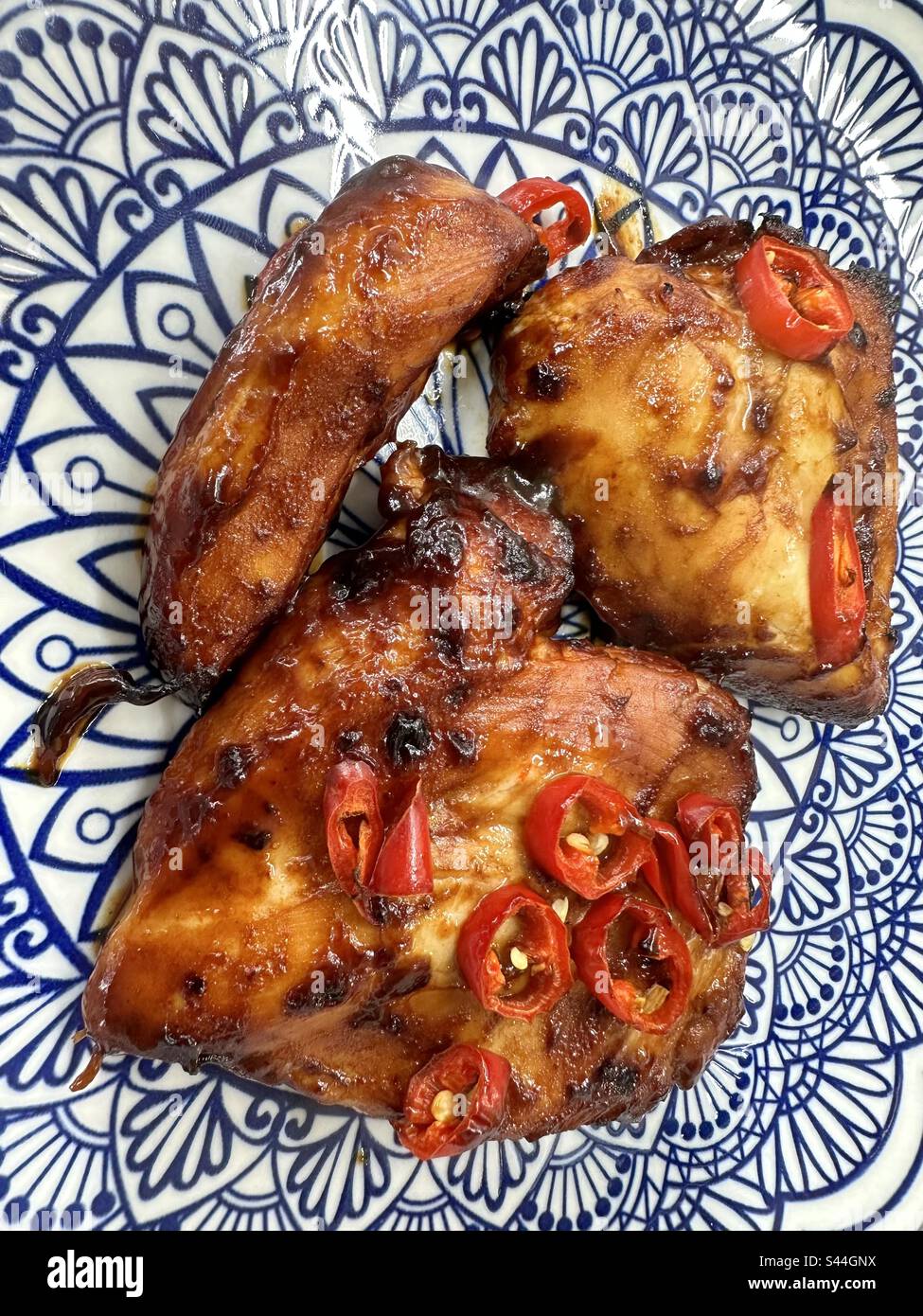 BBQ Korean Chicken and Chilli Stock Photo - Alamy