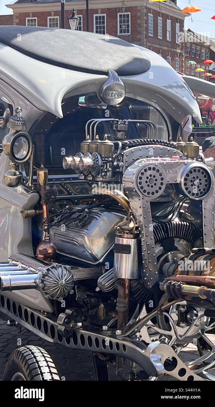 Steampunk parts hi-res stock photography and images - Alamy