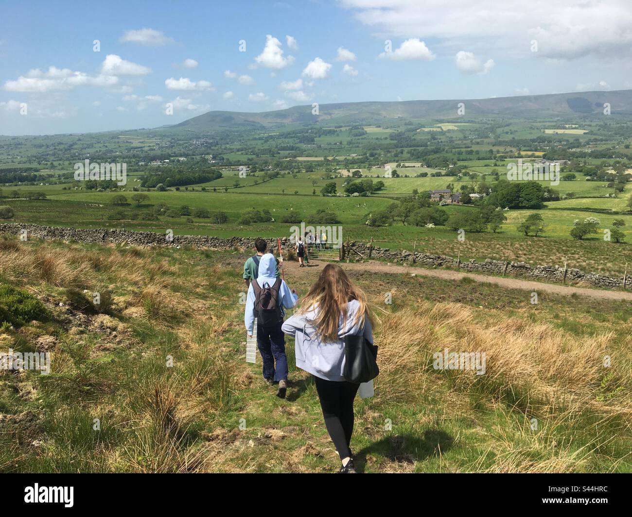 Geography fieldwork in the Ribble Valley Stock Photo - Alamy