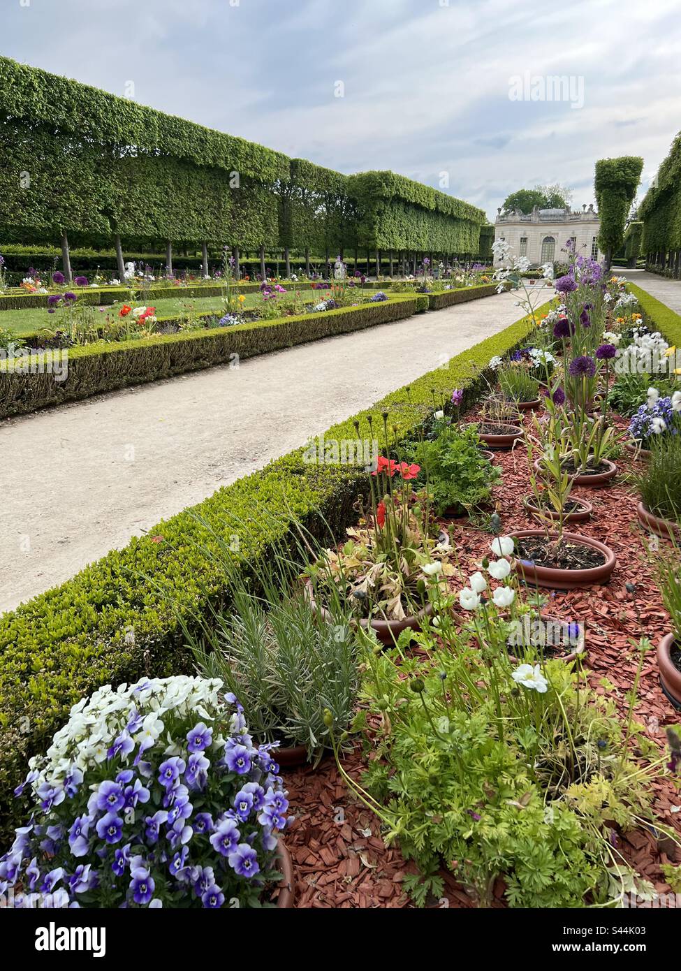 Versailles, petit trianon hi-res stock photography and images - Alamy