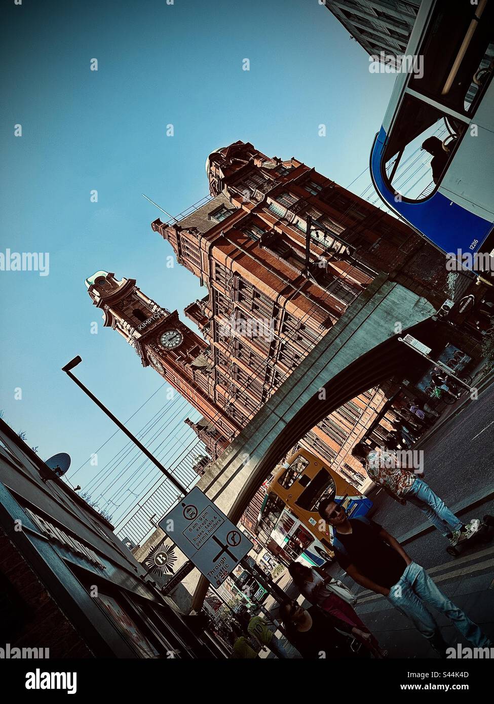 Old city vibes hi-res stock photography and images - Alamy