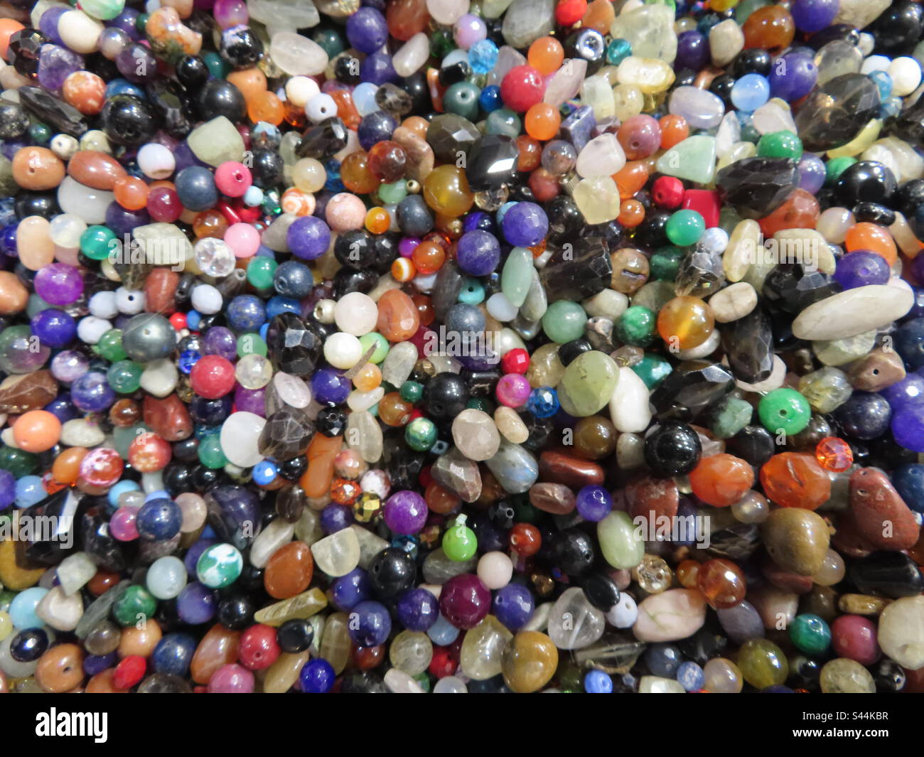 Beads colours hi-res stock photography and images - Alamy