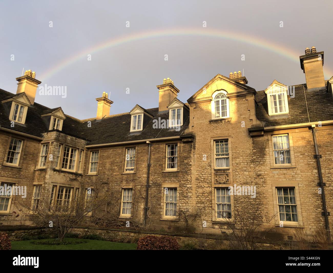 Rainbow and building hi-res stock photography and images - Alamy