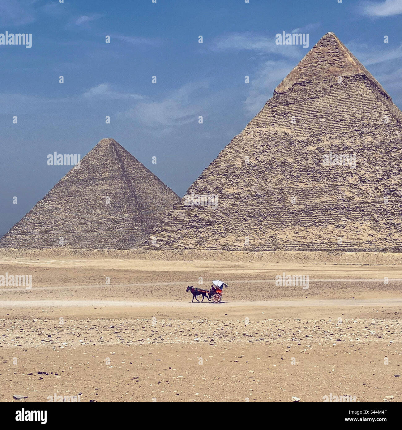 Crossing paths hi-res stock photography and images - Alamy