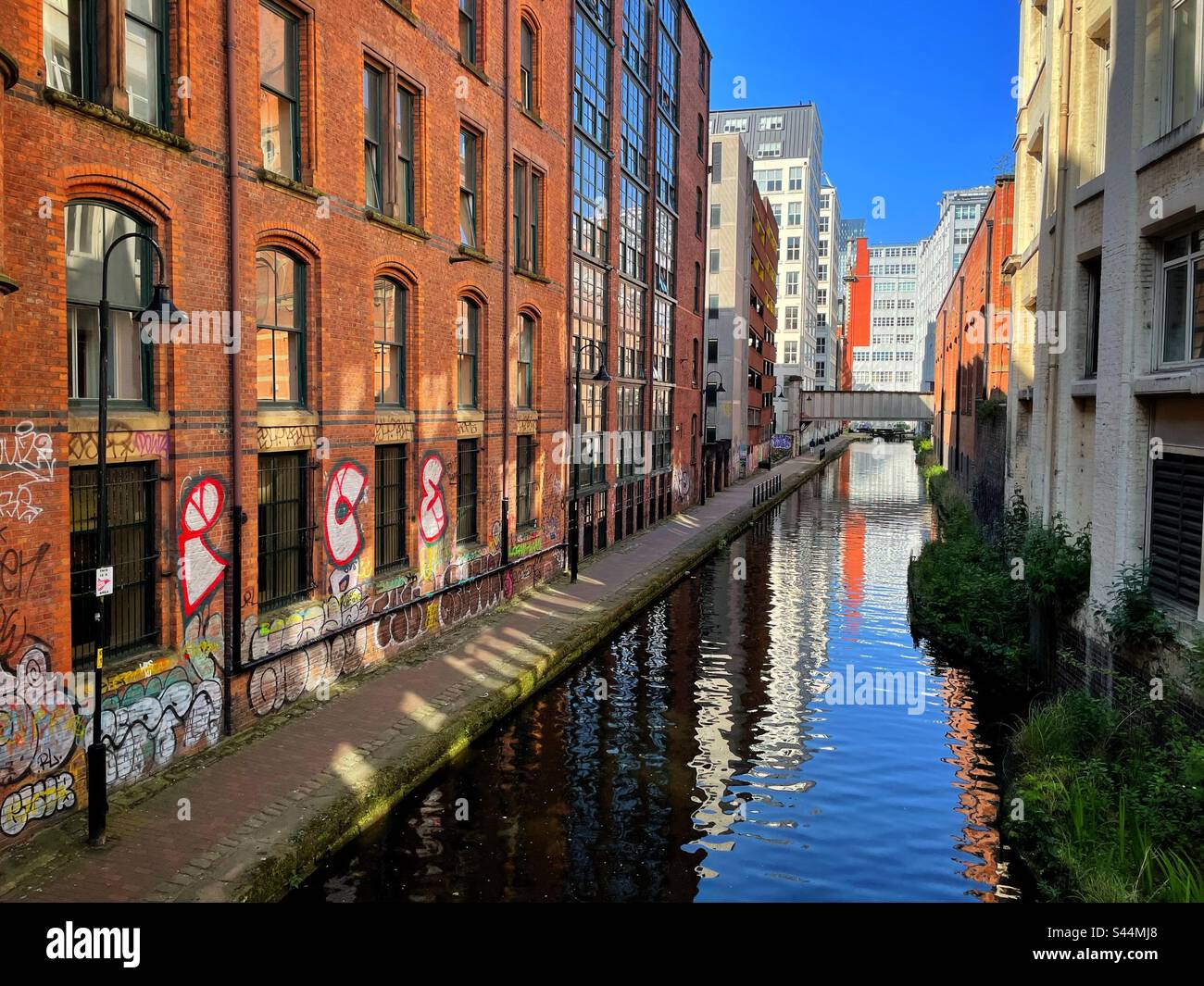 Rochdale canal manchester hi-res stock photography and images - Alamy