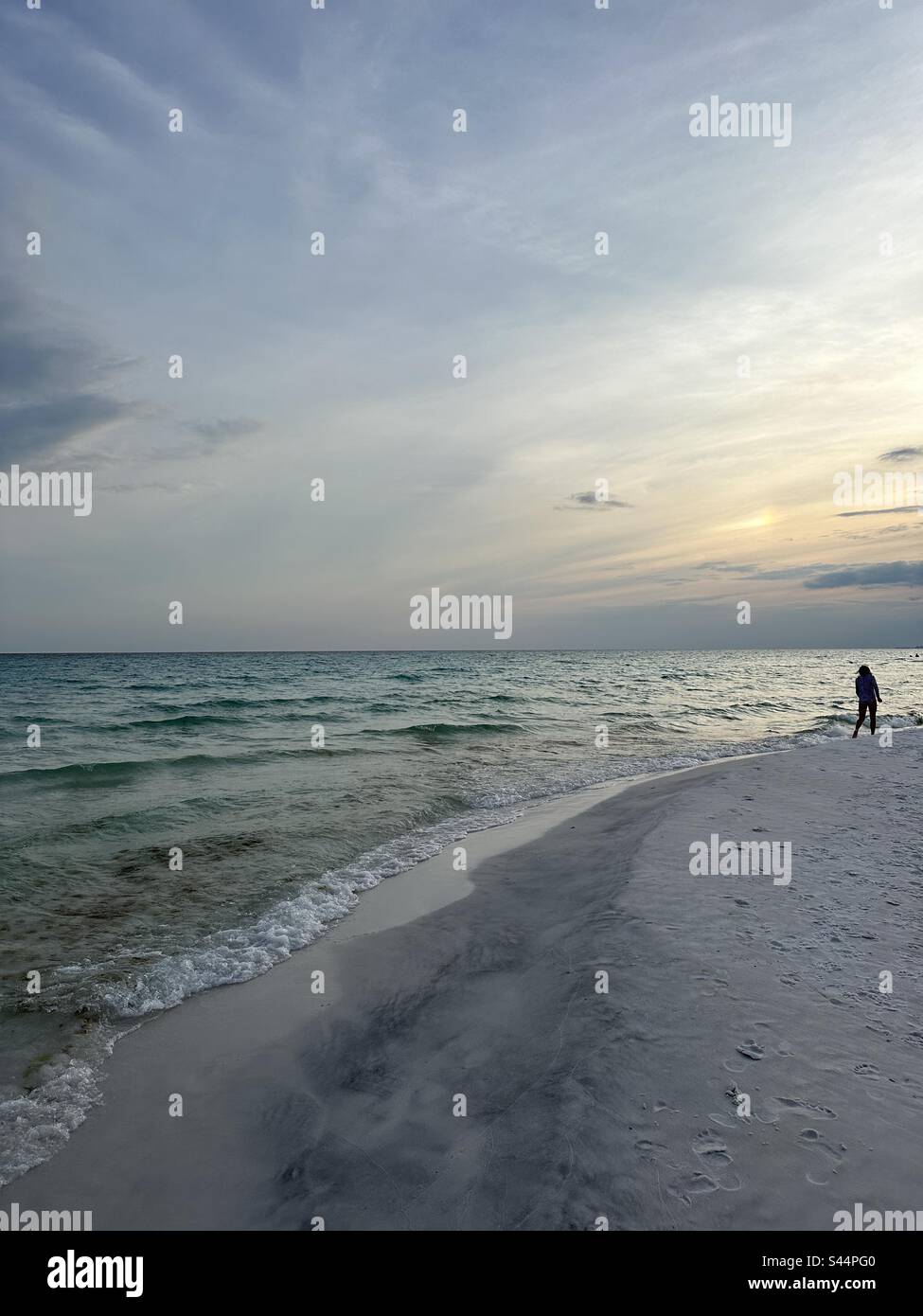 Sunset over the Gulf of Mexico Emerald Coast Florida with silhouette ...