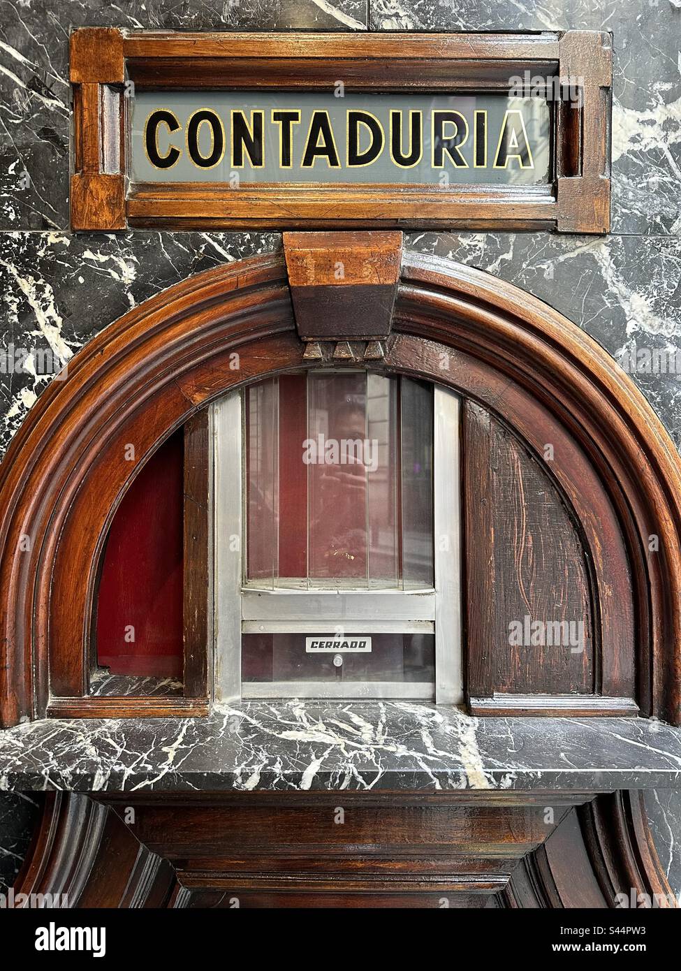 Old ticket window hi-res stock photography and images - Alamy