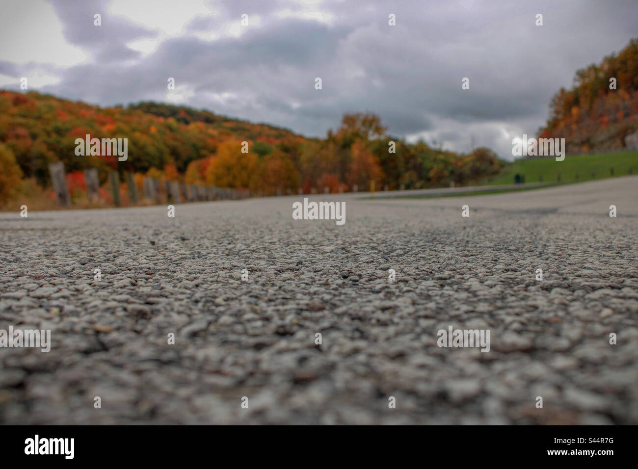 Ground level views hi-res stock photography and images - Alamy