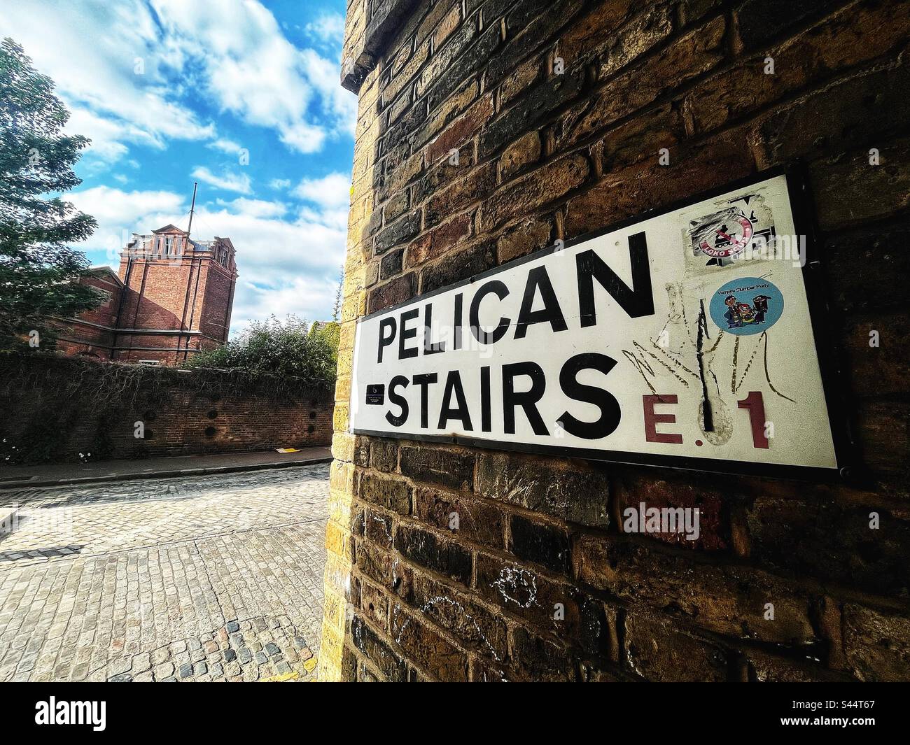Sign of stairs hi-res stock photography and images - Alamy