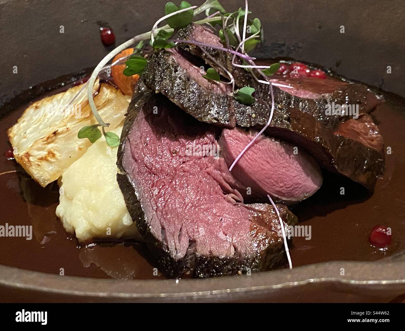 Meat and dinner hi-res stock photography and images - Alamy