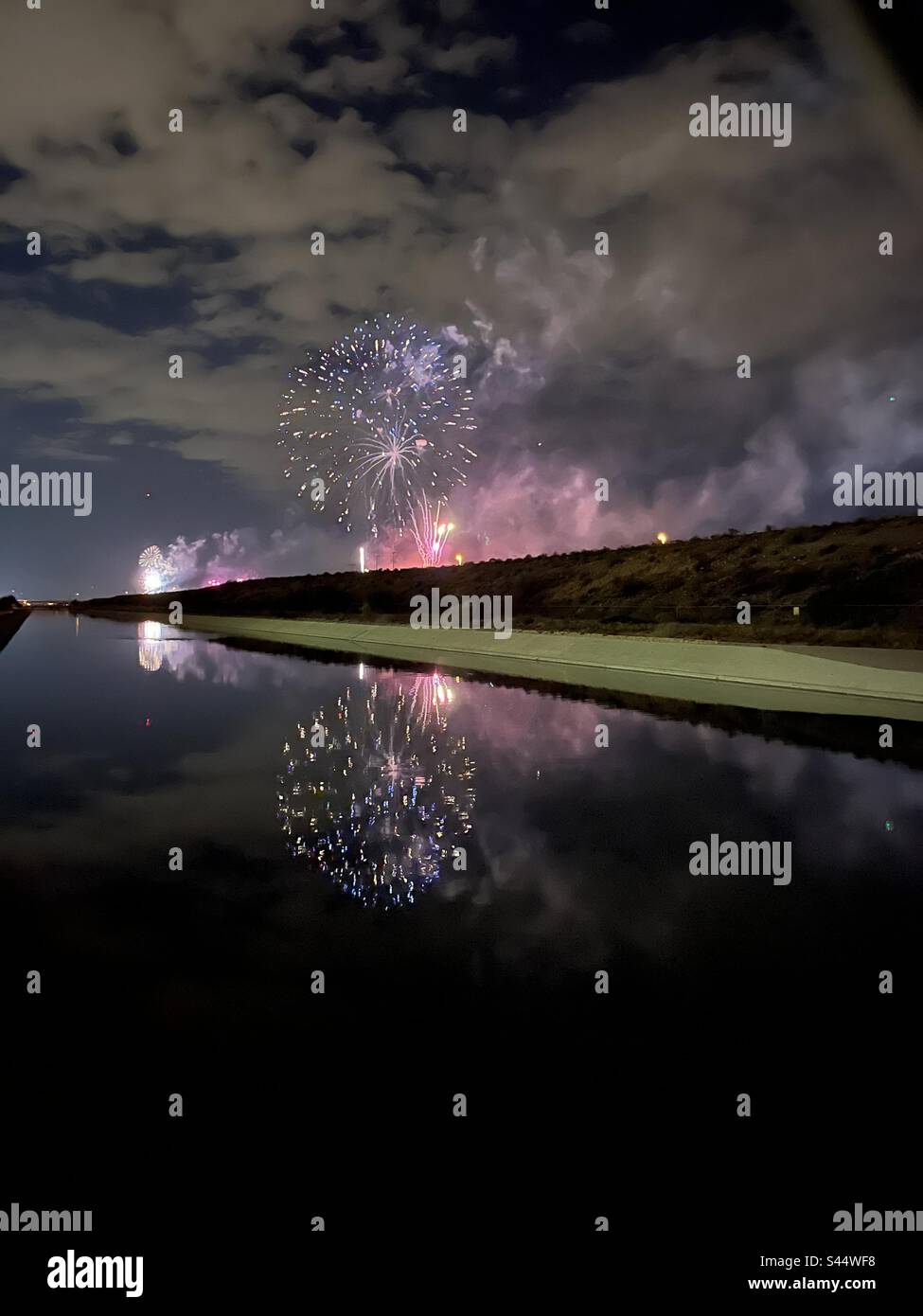 Central arizona canal hi-res stock photography and images - Alamy