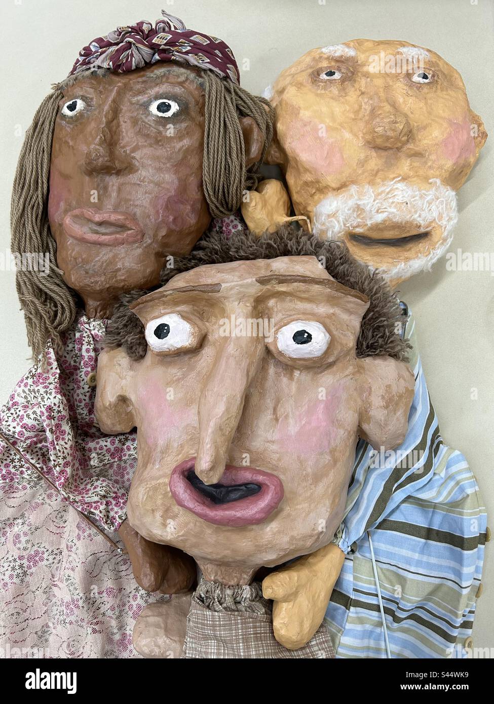 Family of puppets hi-res stock photography and images - Alamy