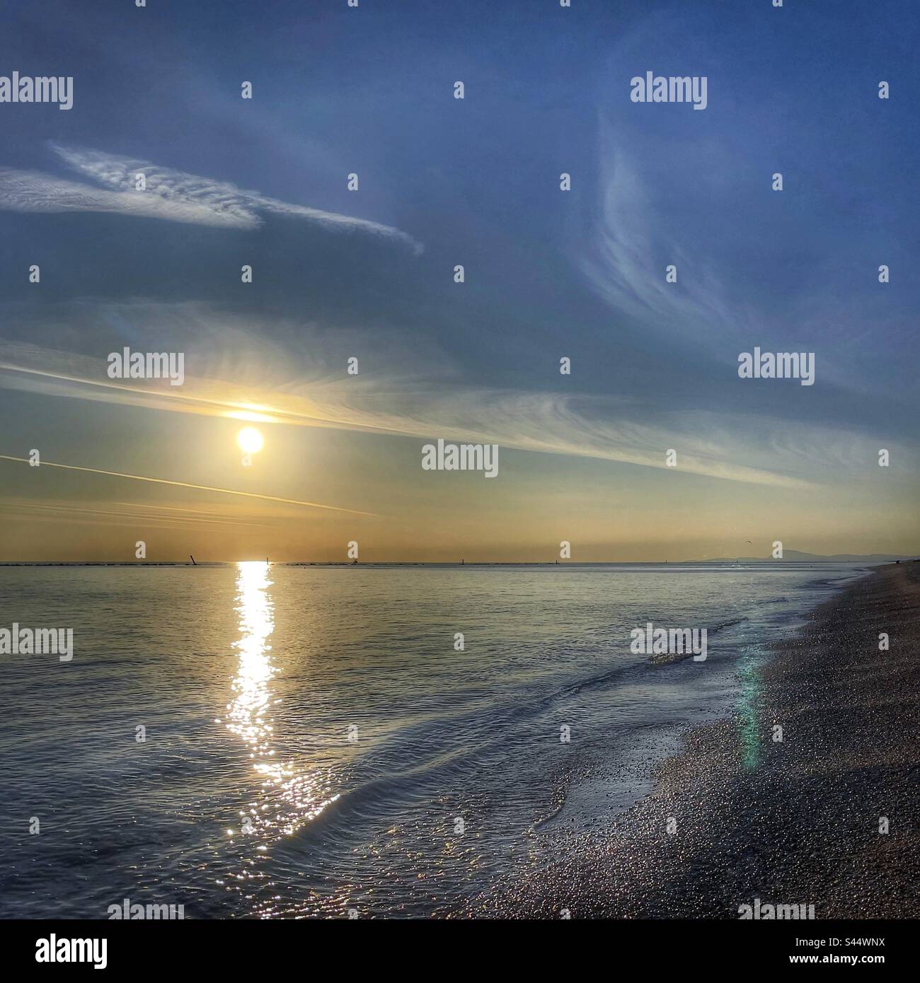 Spiaggia al mare hi-res stock photography and images - Alamy