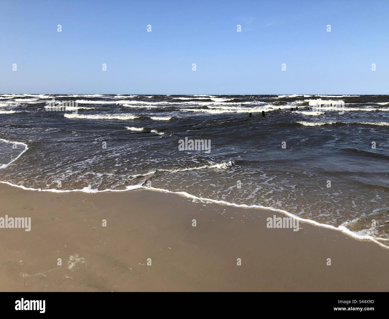 Sea wafe hi-res stock photography and images - Alamy