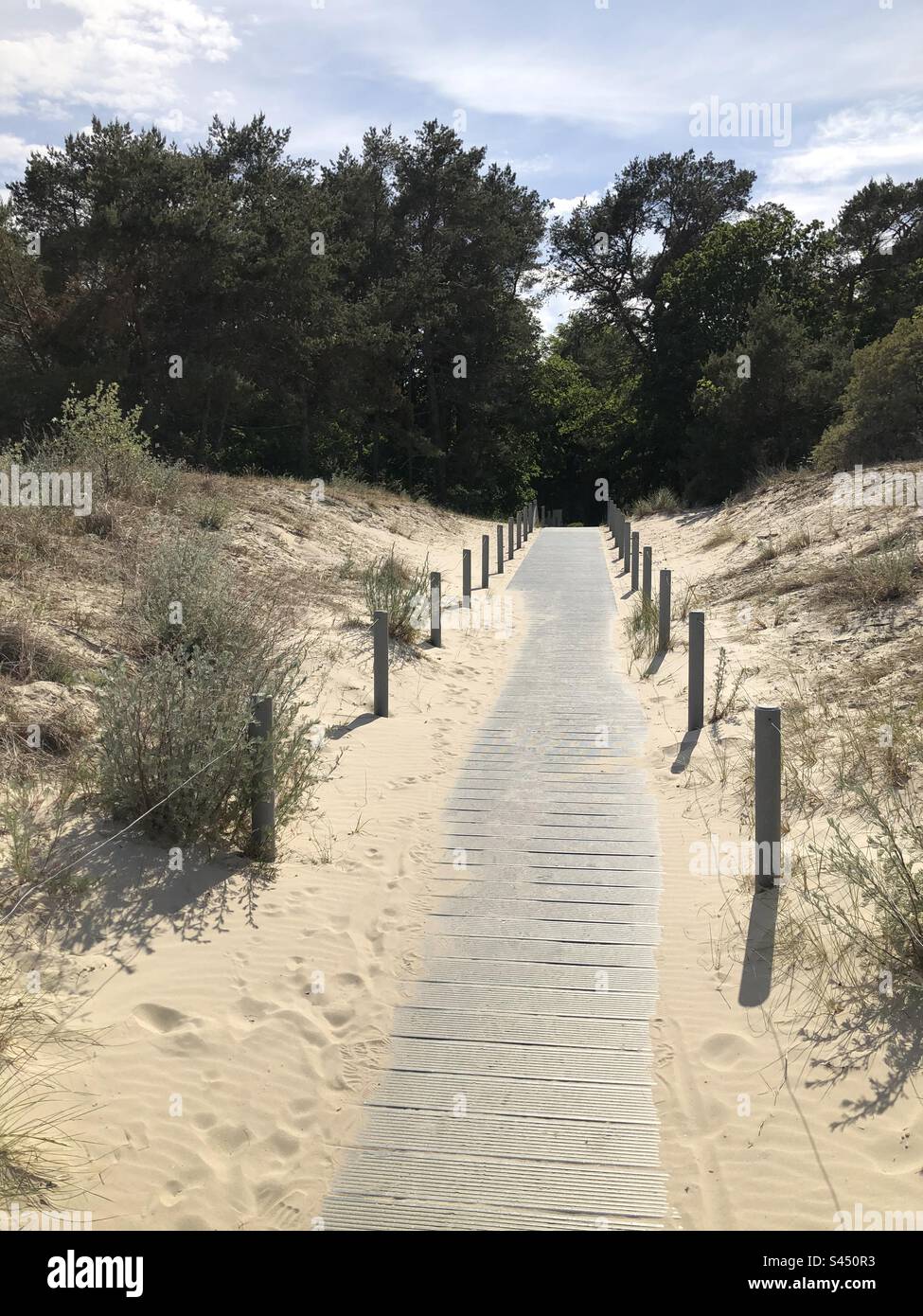 Sea pathway hi-res stock photography and images - Alamy