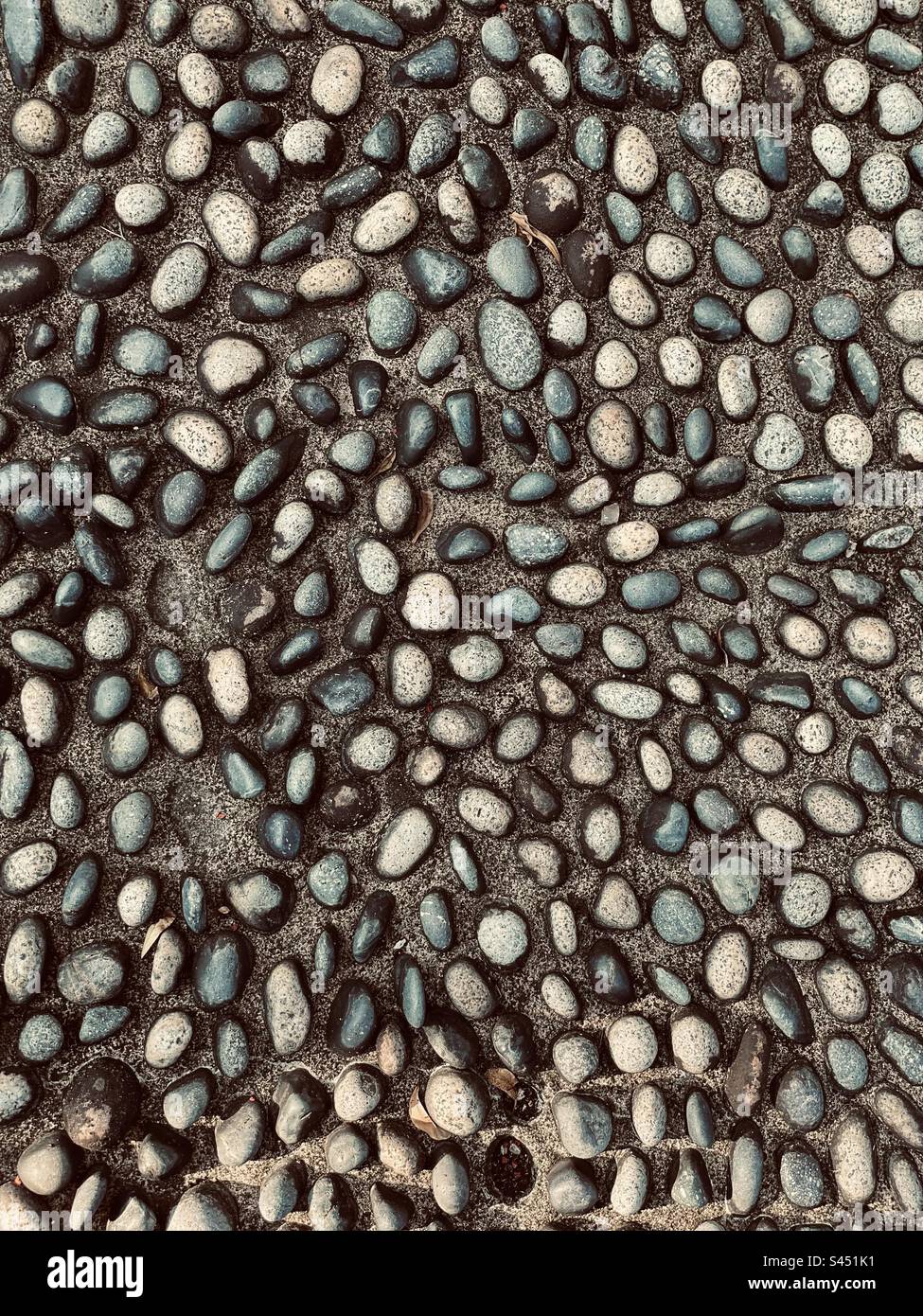 Black stone pathway hi-res stock photography and images - Alamy