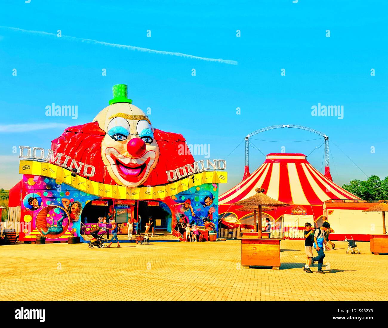Clown tent hi-res stock photography and images - Alamy