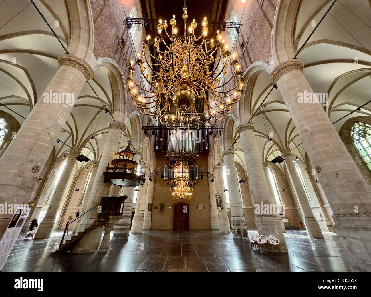 The nave of Pieterskerk church in Leiden, Netherlands Stock Photo - Alamy