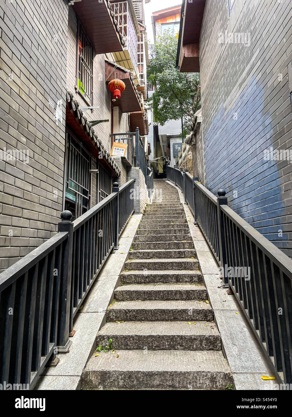 Steep stairs hi-res stock photography and images - Alamy