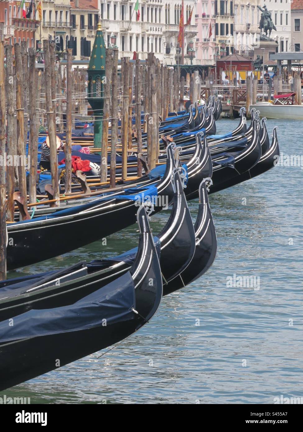 Gondeln gondola gondolas hi-res stock photography and images - Alamy
