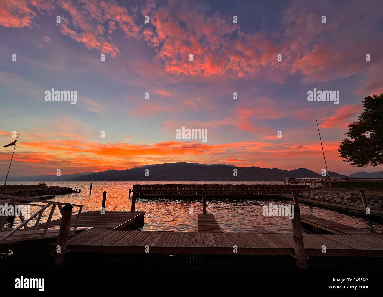 Peachland peachland hi-res stock photography and images - Alamy