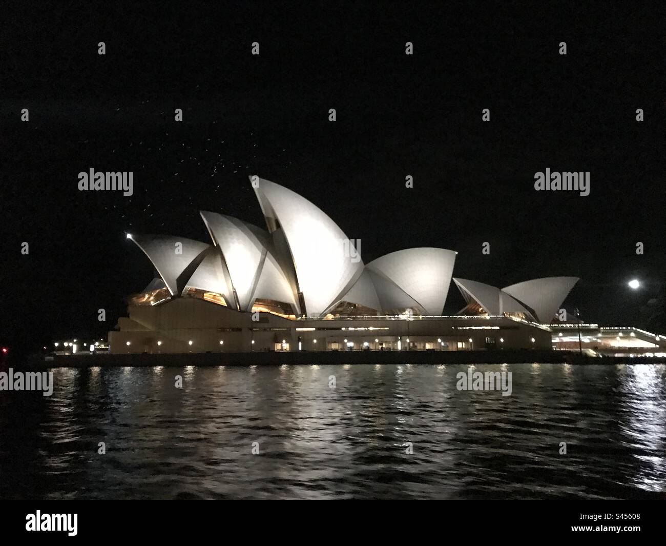 Opera house by night hi-res stock photography and images - Alamy