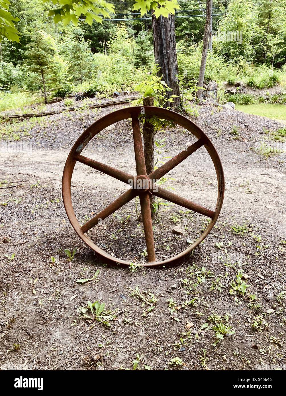 Steel wheel hi-res stock photography and images - Alamy