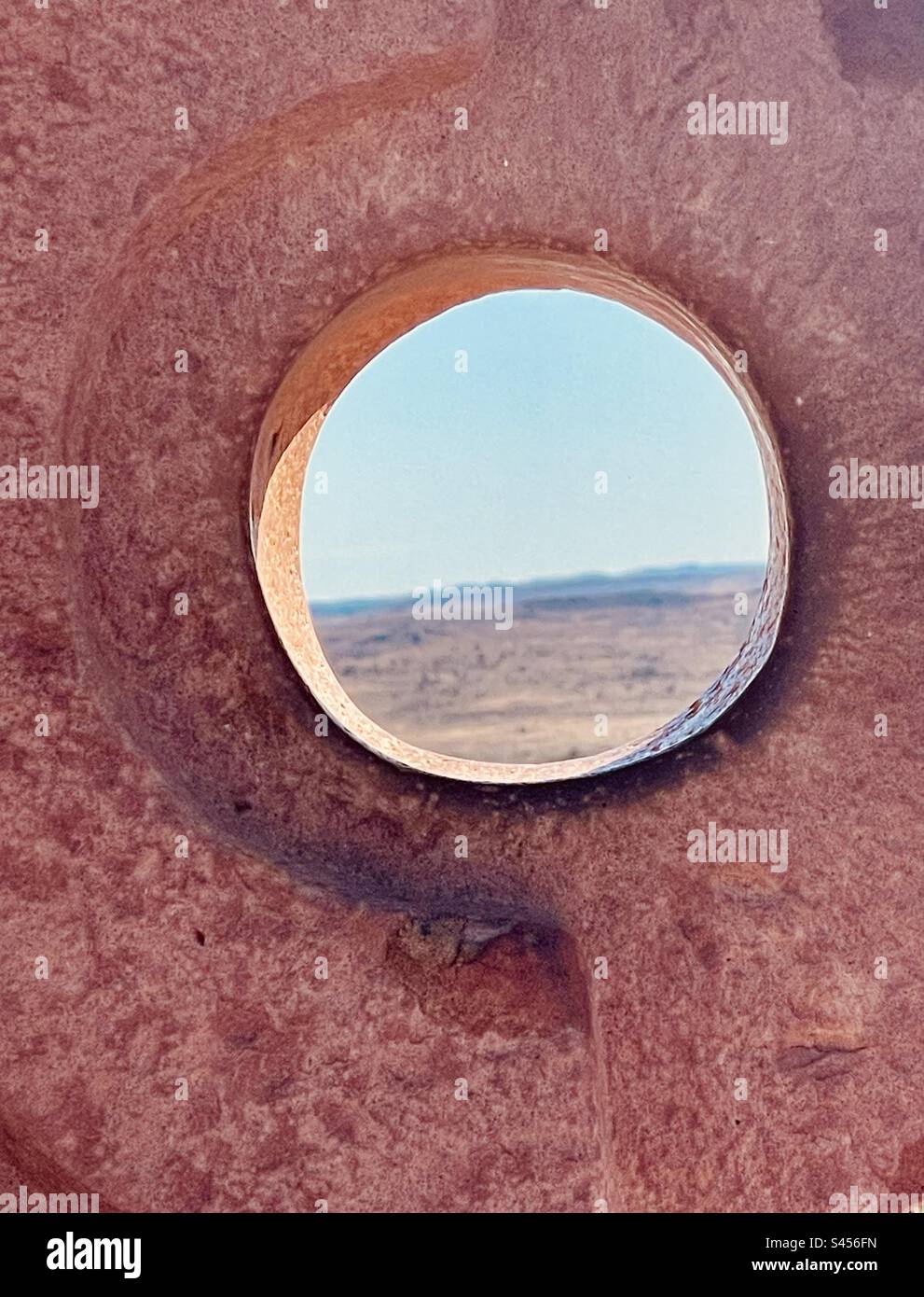 Through hole hi-res stock photography and images - Alamy