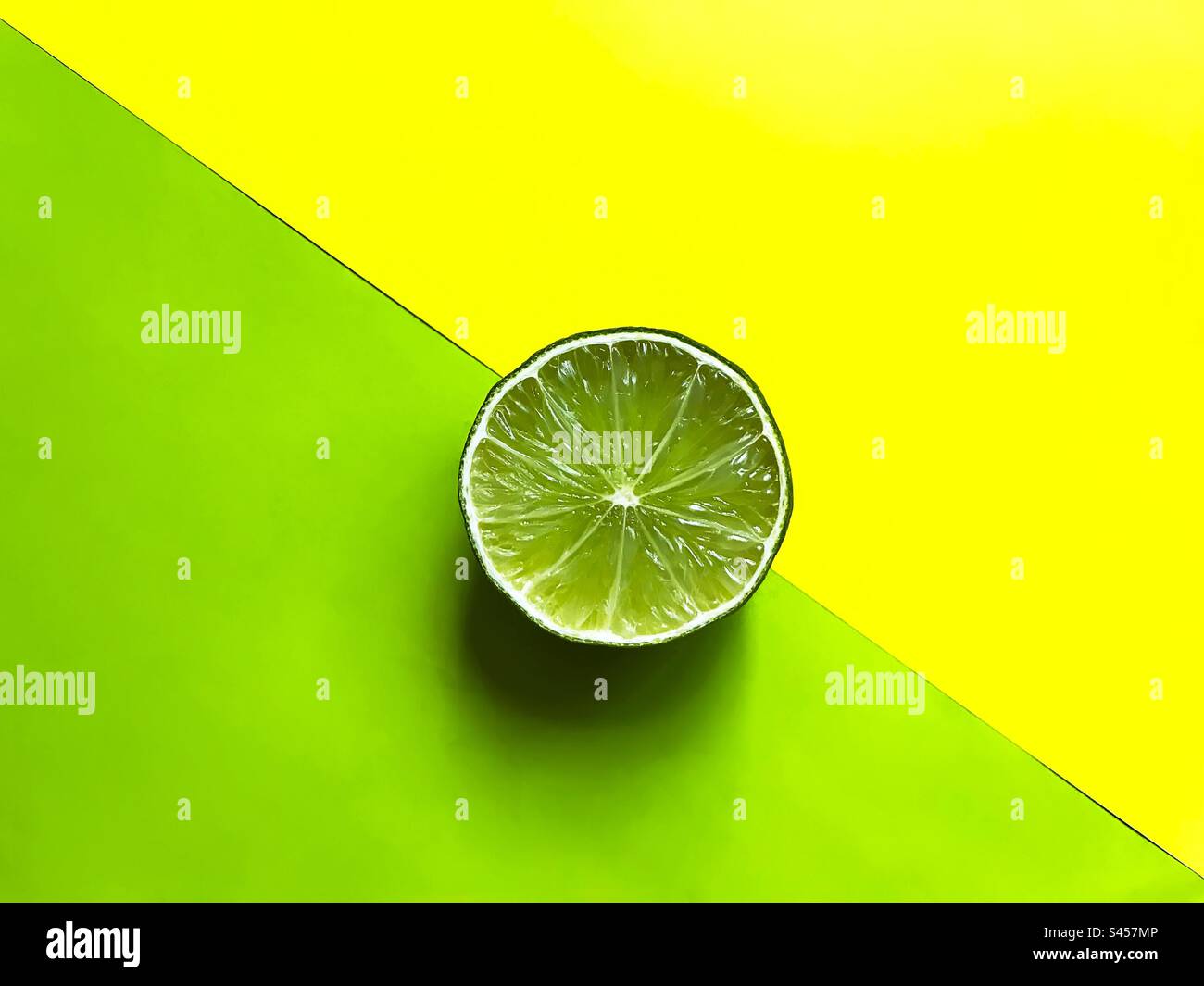 Minimalism objects hi-res stock photography and images - Alamy