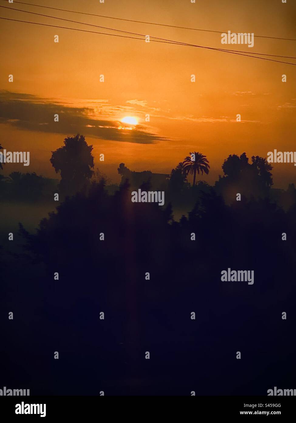 How sun rise hi-res stock photography and images - Alamy