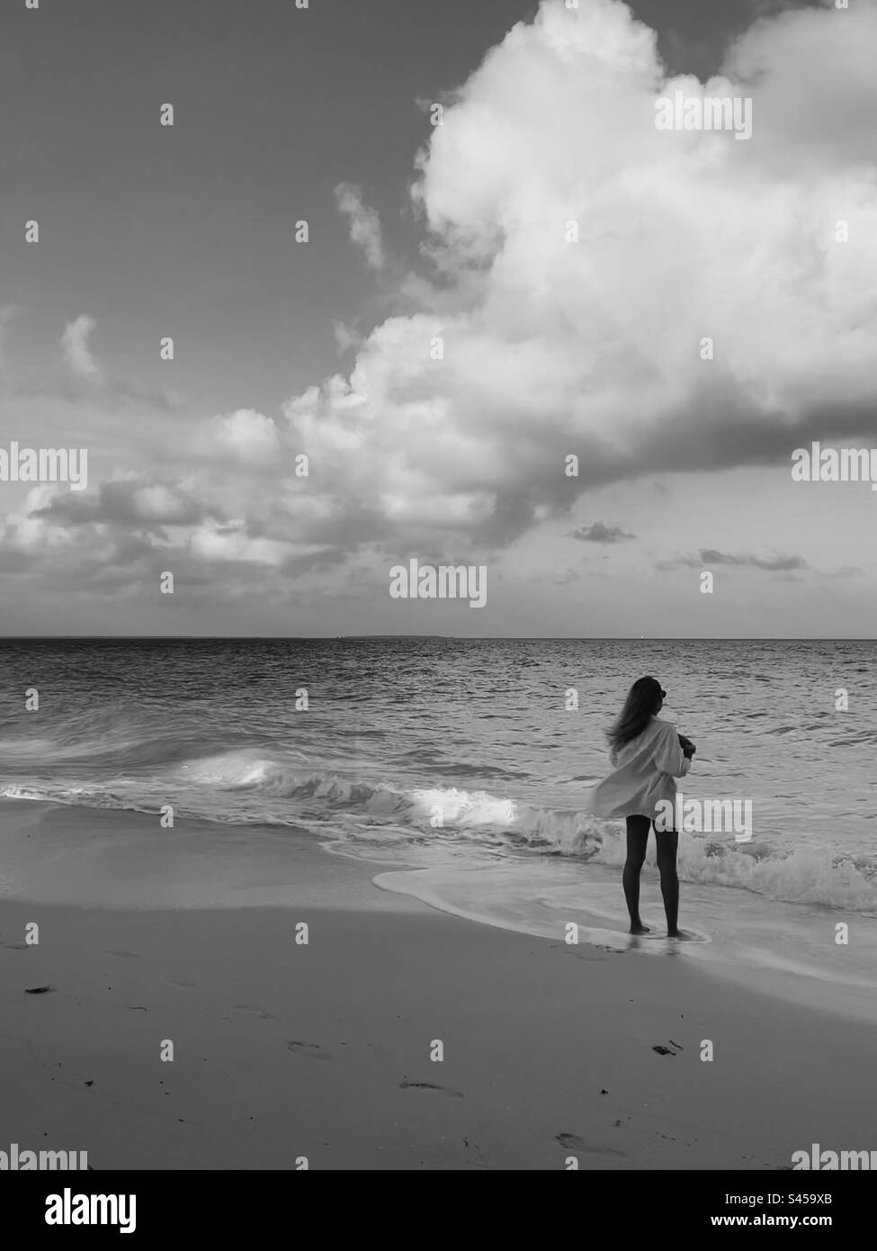 Ocean girl hi-res stock photography and images - Alamy