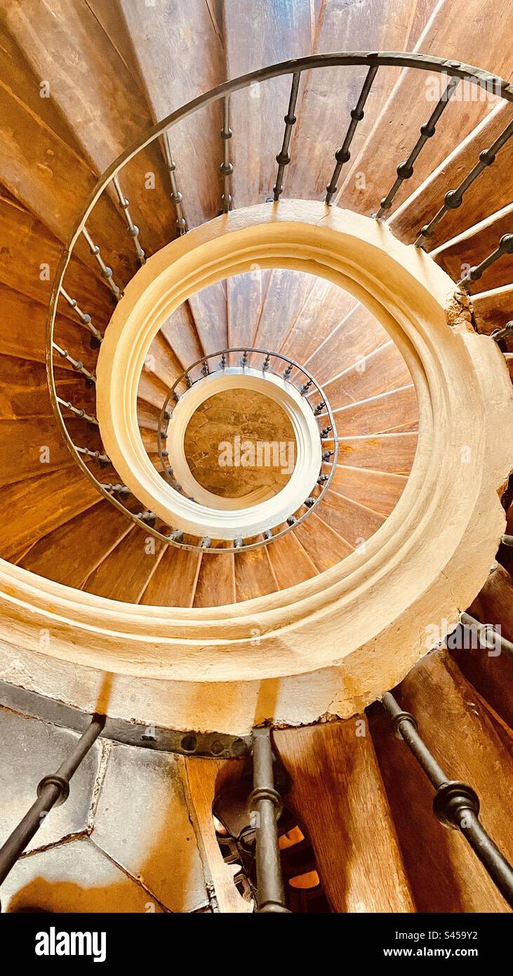 Stairs top view hi-res stock photography and images - Alamy