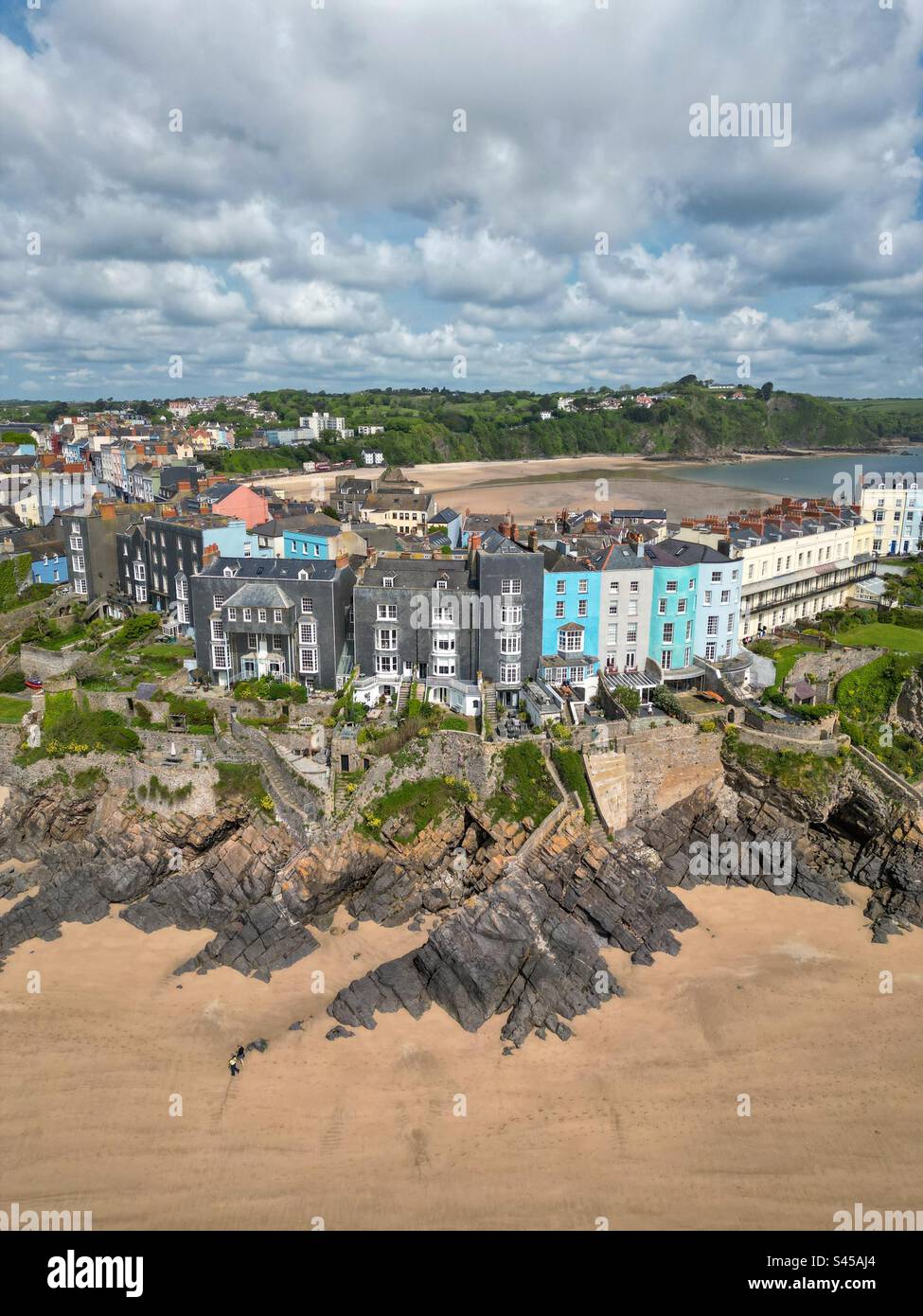 Tenby seaside hi-res stock photography and images - Alamy