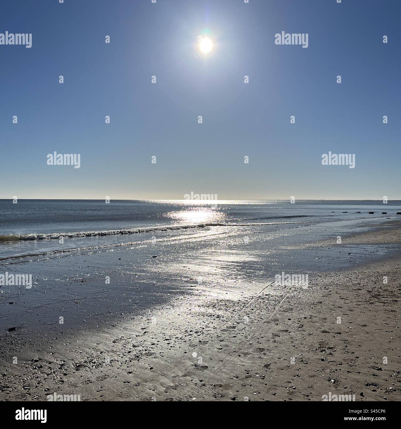 Solitude beach hi-res stock photography and images - Alamy