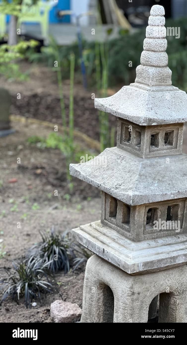 Stone japanese temple pagoda hi-res stock photography and images - Alamy