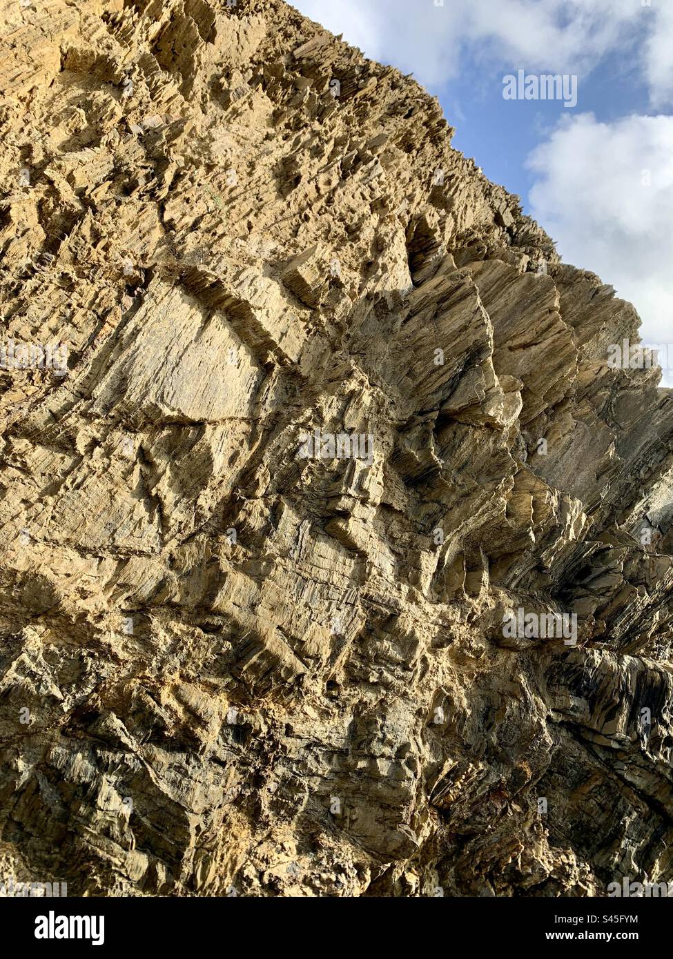 Amazing limestone rock formations smartphone stock photos and images ...