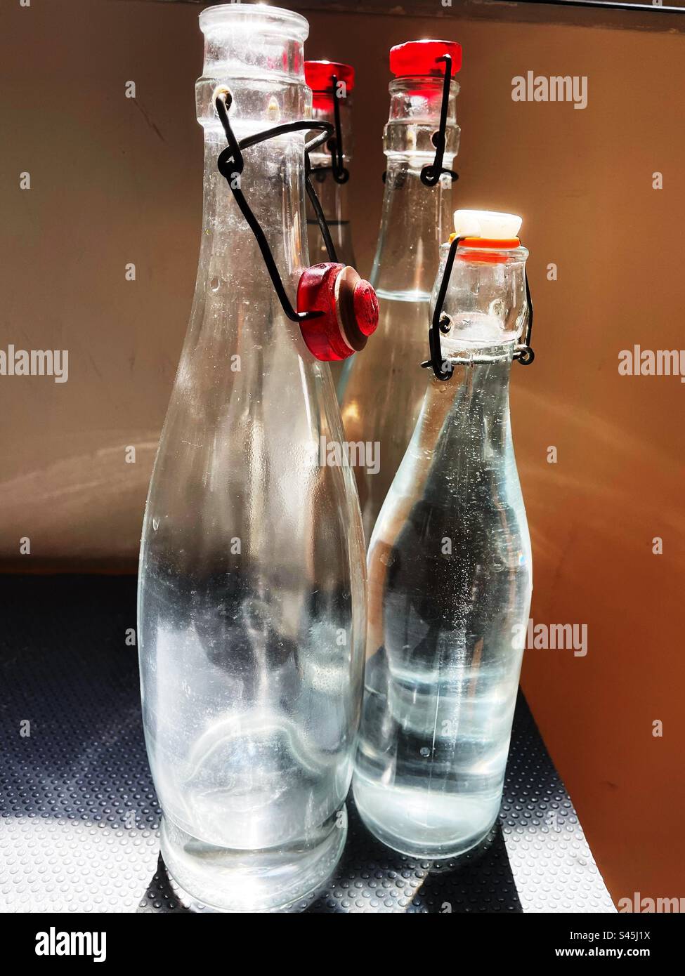 Water bottles restaurant hi-res stock photography and images - Alamy