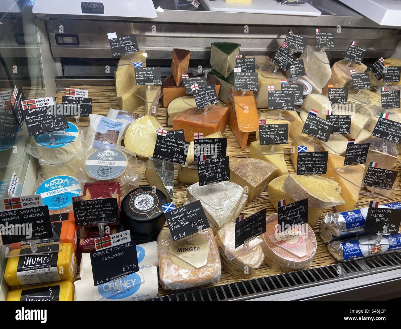 Orkney cheeses hi-res stock photography and images - Alamy