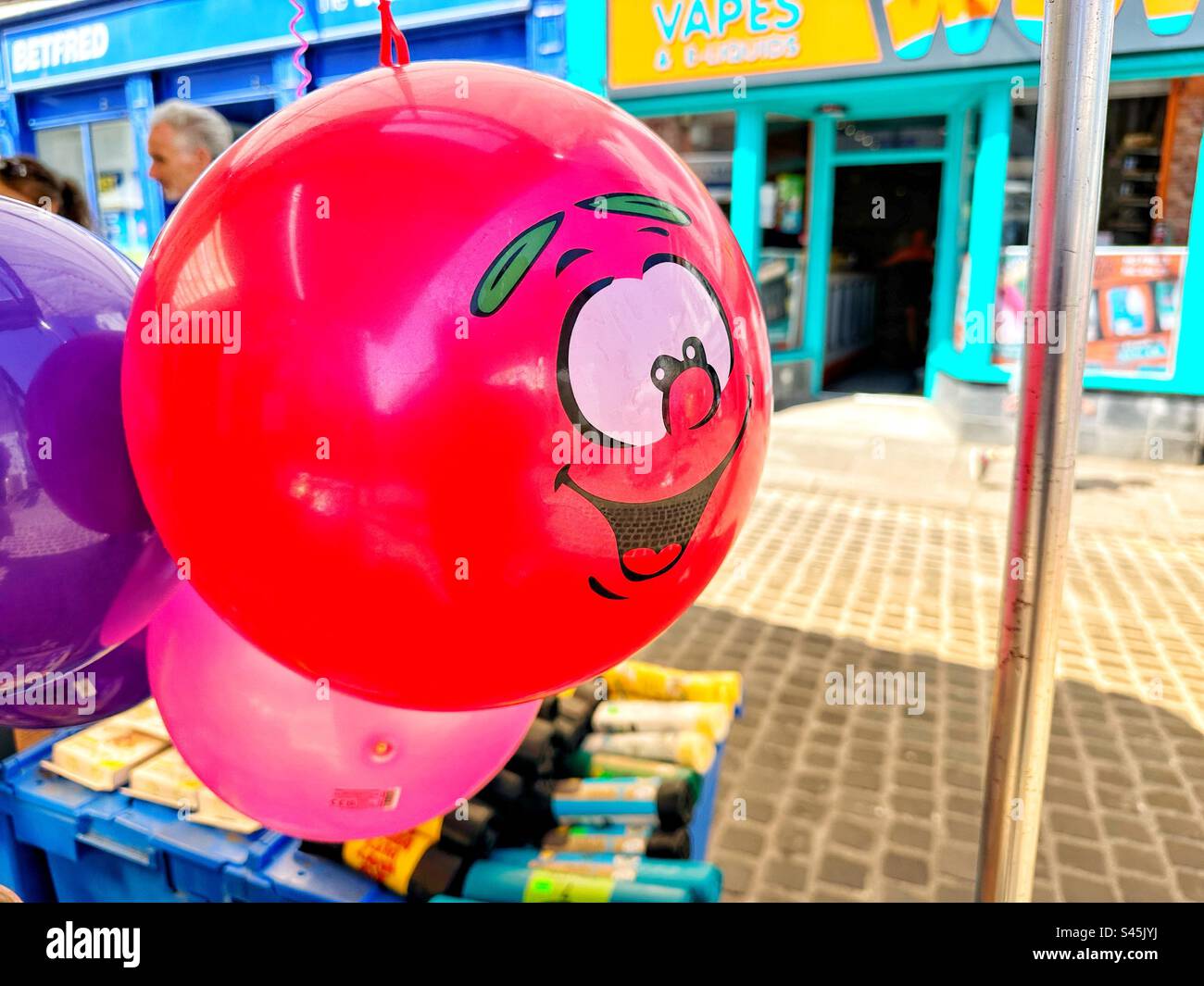 Cartoon smile hi-res stock photography and images - Alamy