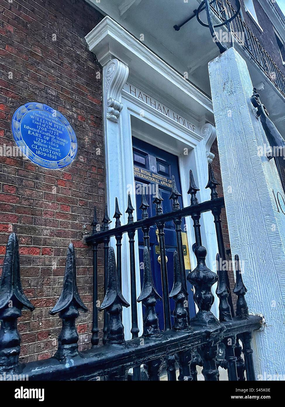 Blue plaque on Chatham House or The Royal Institute of International ...