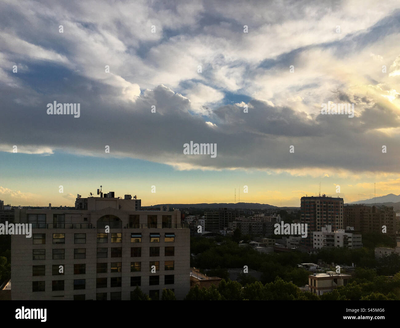 Mendoza buildings hi-res stock photography and images - Alamy
