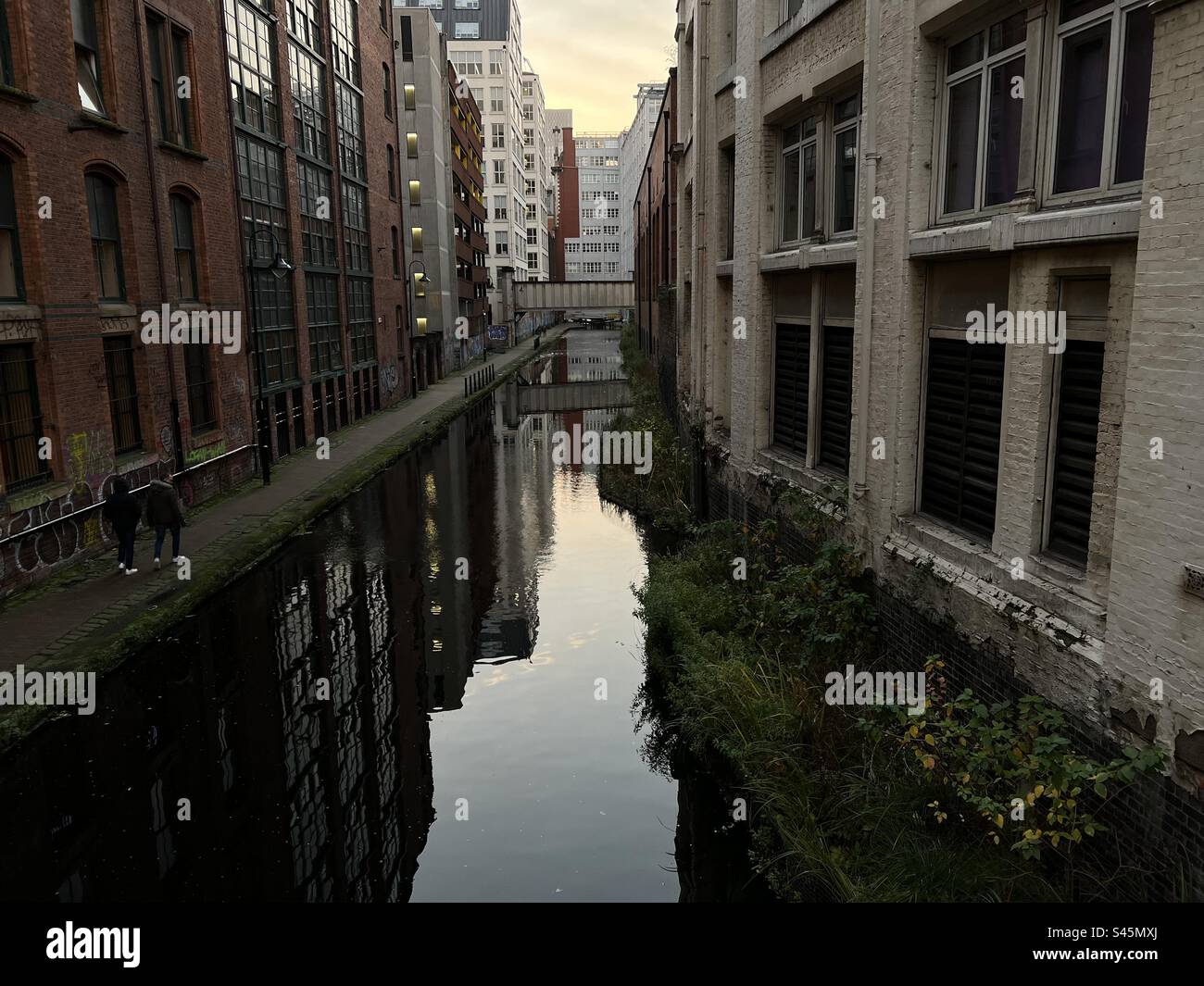 Manchester canals hi-res stock photography and images - Alamy