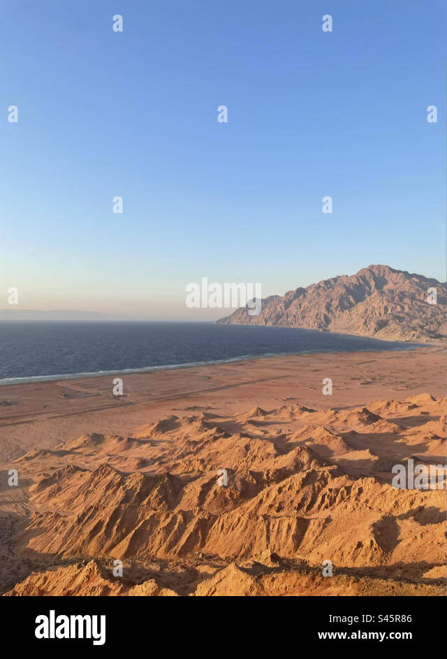 Aqaba gulf saudi hi-res stock photography and images - Alamy